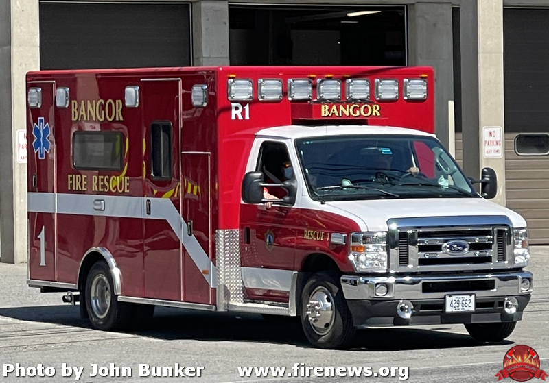 2021 Ford E-450/PL Custom Medallion ambulance